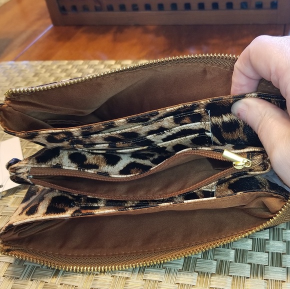 Bags | Last 1 Leopard Crossbodyshoulder Purse | Poshmark